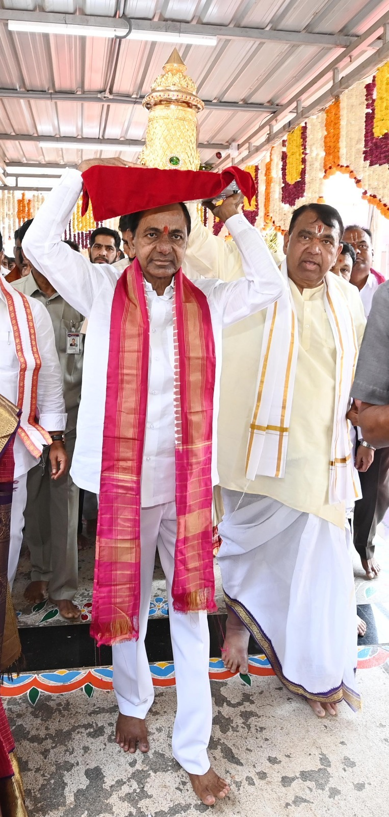 కాళేశ్వరం ప్రాజెక్టును ఆషామాషీగా కట్టలేదు - SURYAA